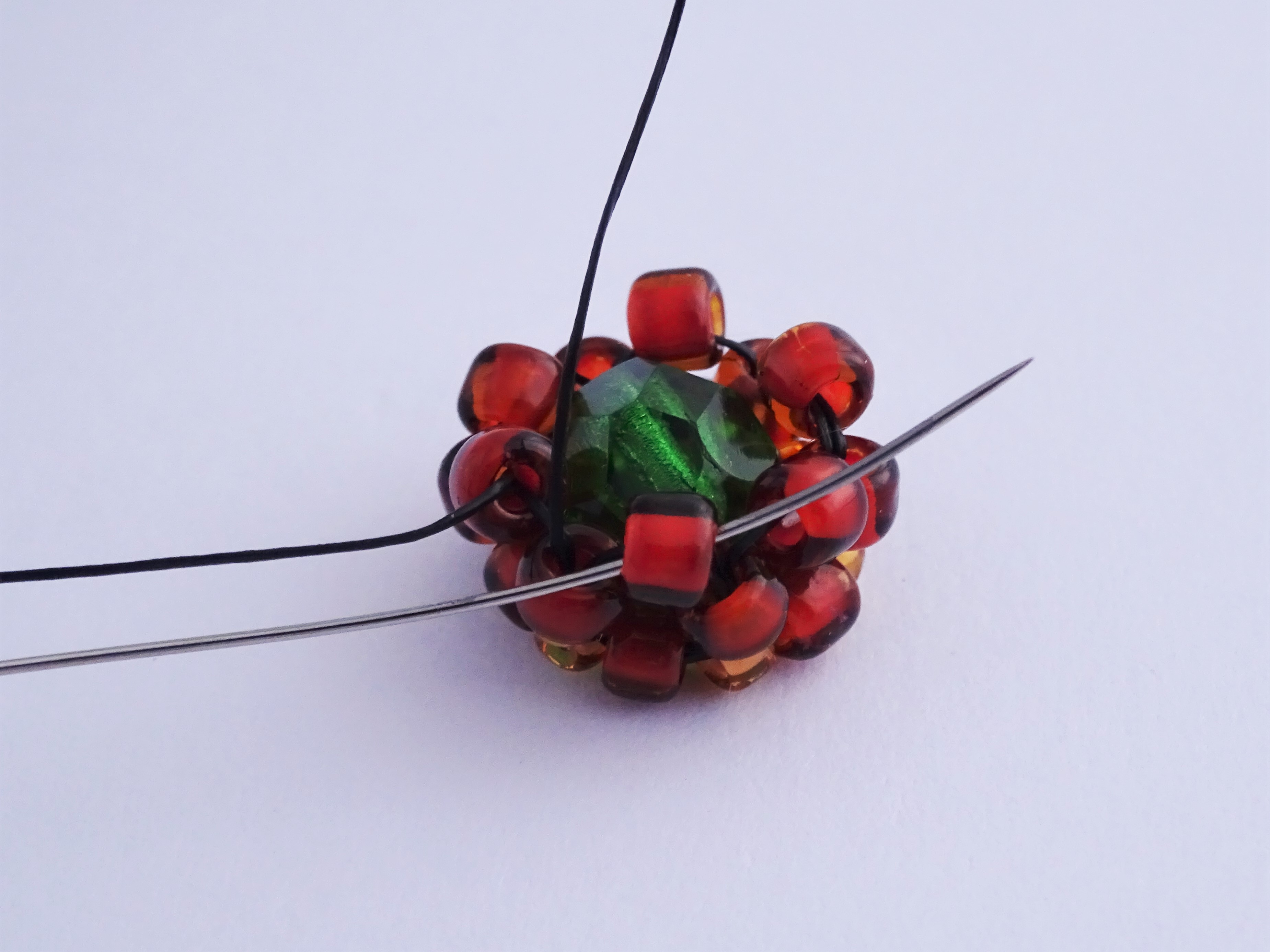 Easy Beaded Bezel Beadweaving Tutorial – The Artisan Duck