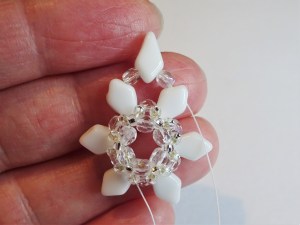 Beadweaving Snowflake Tutorial – The Artisan Duck