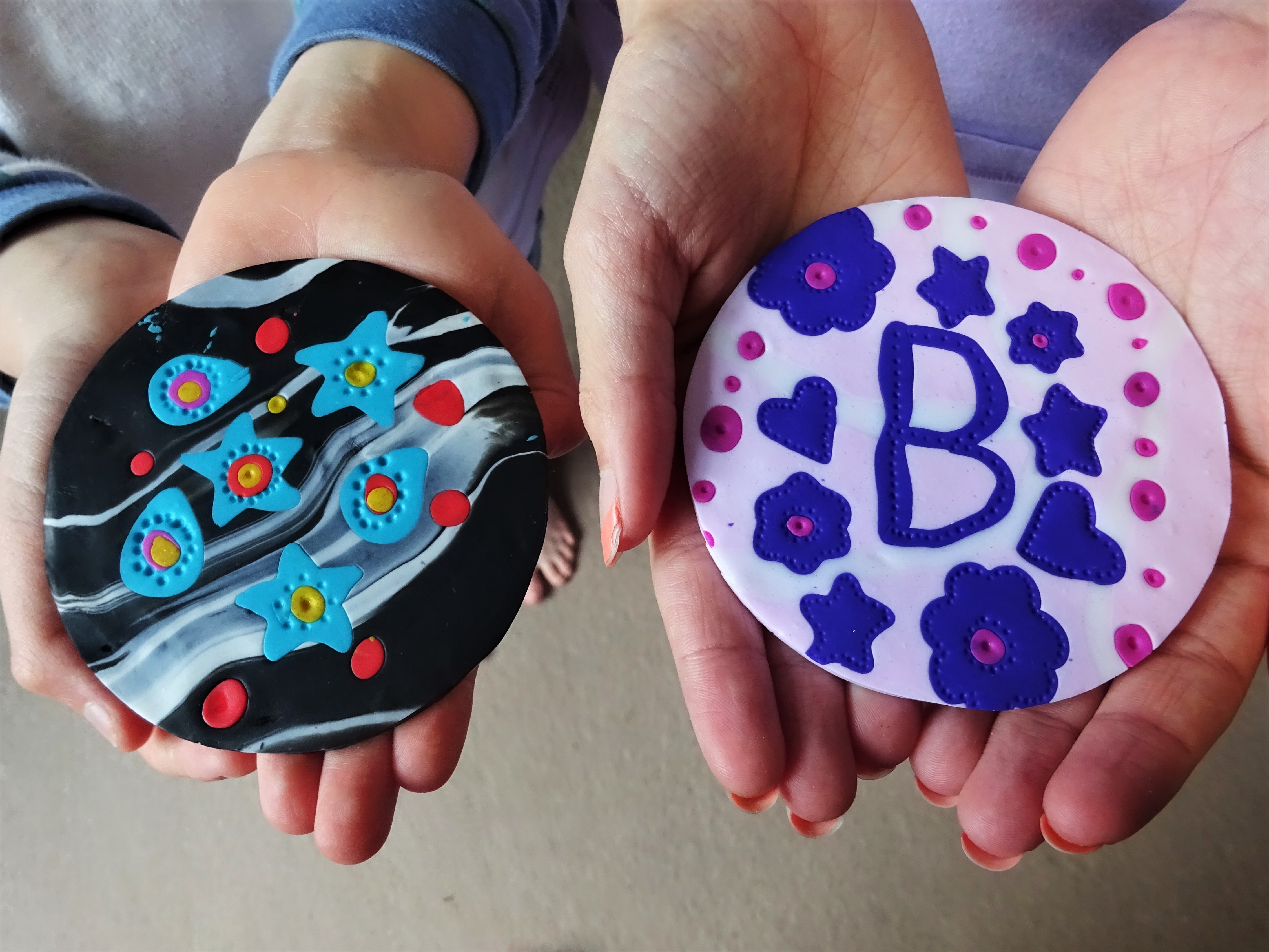 Kids Crafts – How To Make Coasters With Kids Fimo – The Artisan Duck