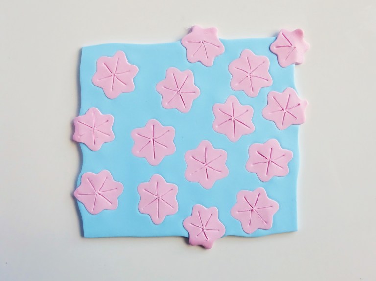 Cute Bee Polymer Clay Slab How To – The Artisan Duck