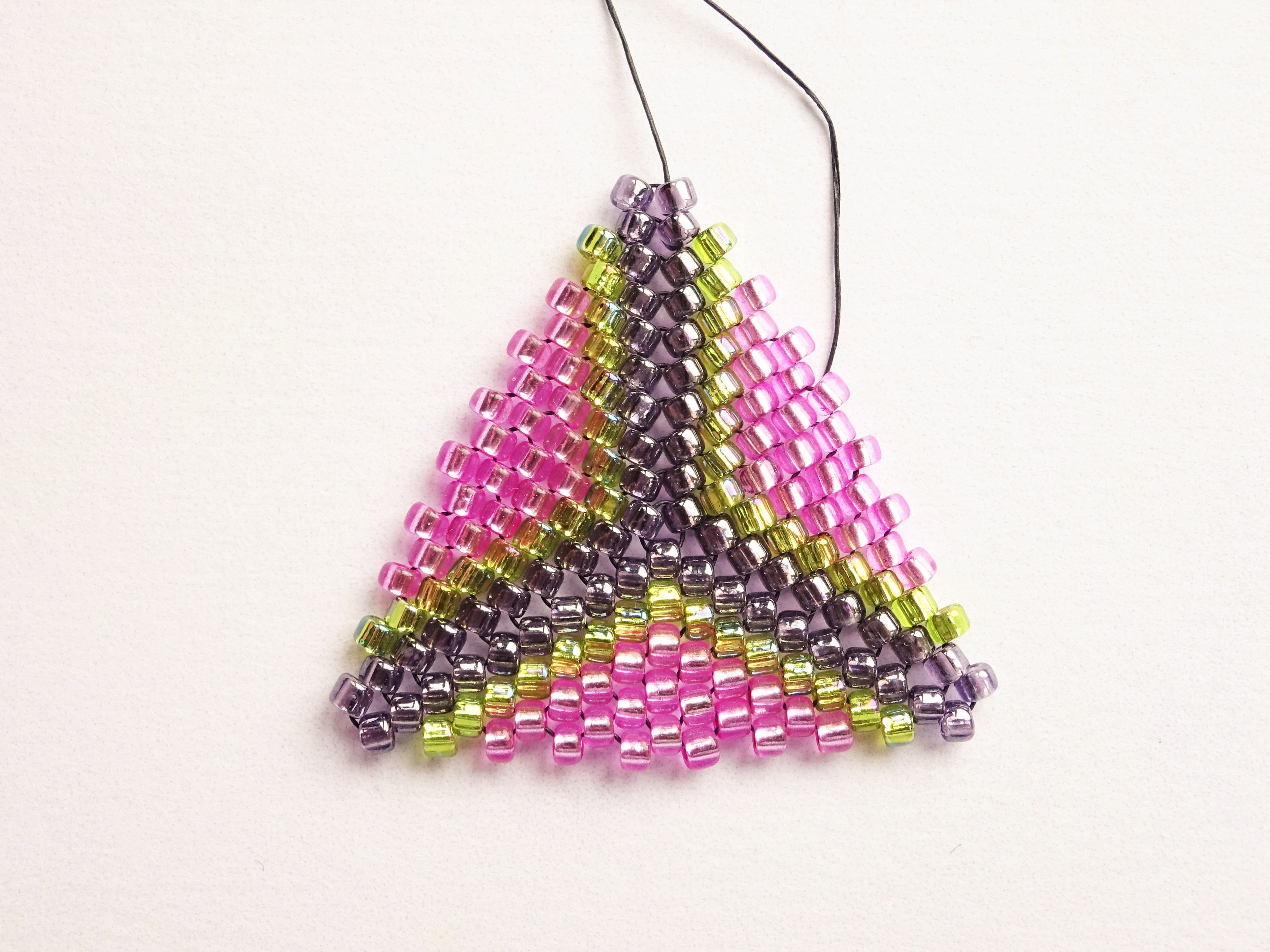 Peyote Stitch Triangle with Twisted Rope Necklace – The Artisan Duck