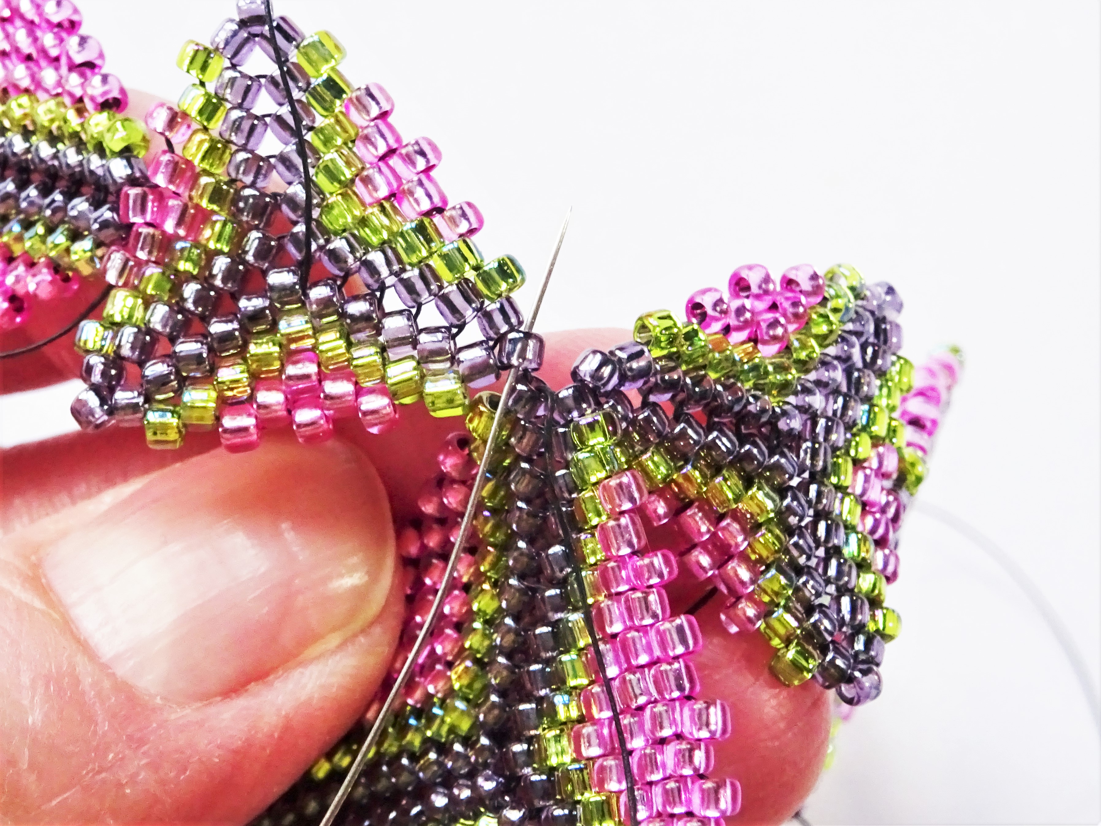 Peyote Stitch Triangle with Twisted Rope Necklace – The Artisan Duck