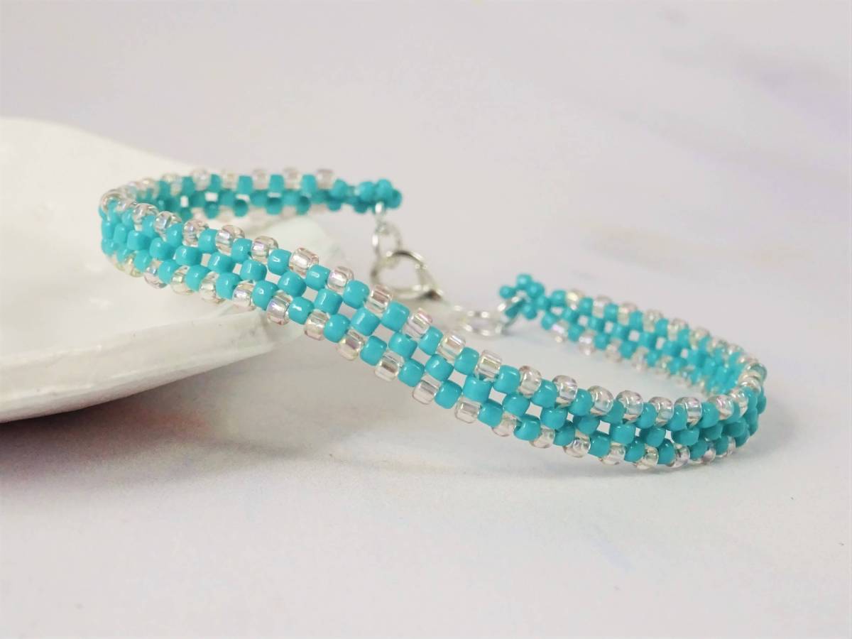 Easy Bead Weaving Seed Bead Bracelet – A Beginner Friendly Tutorial ...