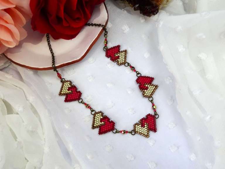 Entwined Hearts Brick Stitch Pattern And Tutorial – Ignite Your Passion ...